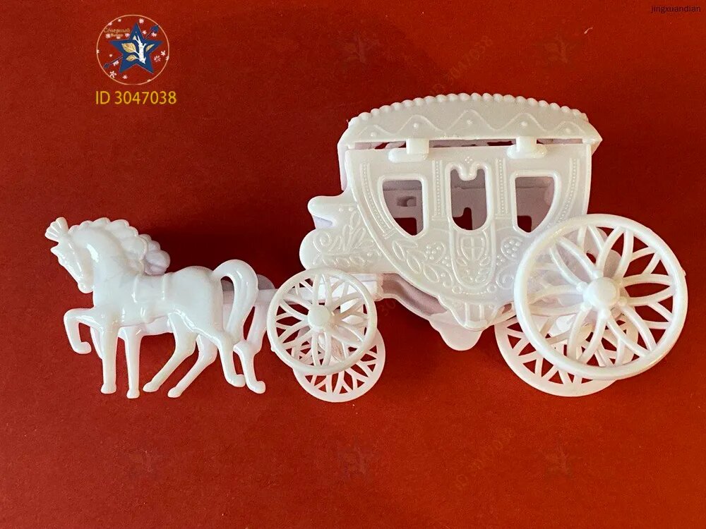 Лошадка с каретой, заготовка пластиковая, 3 шт, белая, для рукоделия