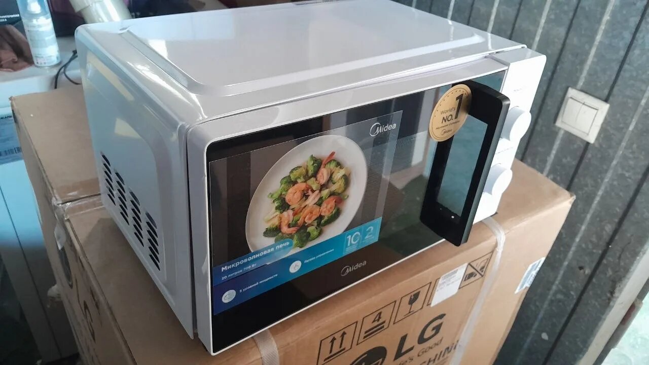 Микроволновая печь MIDEA MM720ARH-W (уценка)