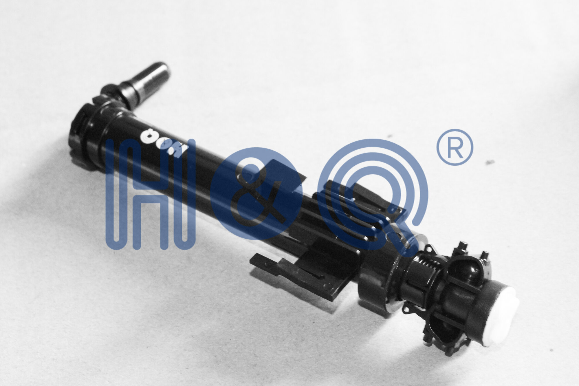 Форсунка омывателя фар bmw f20/f21 11-/f30/f80 12- rh H&Q 70101017