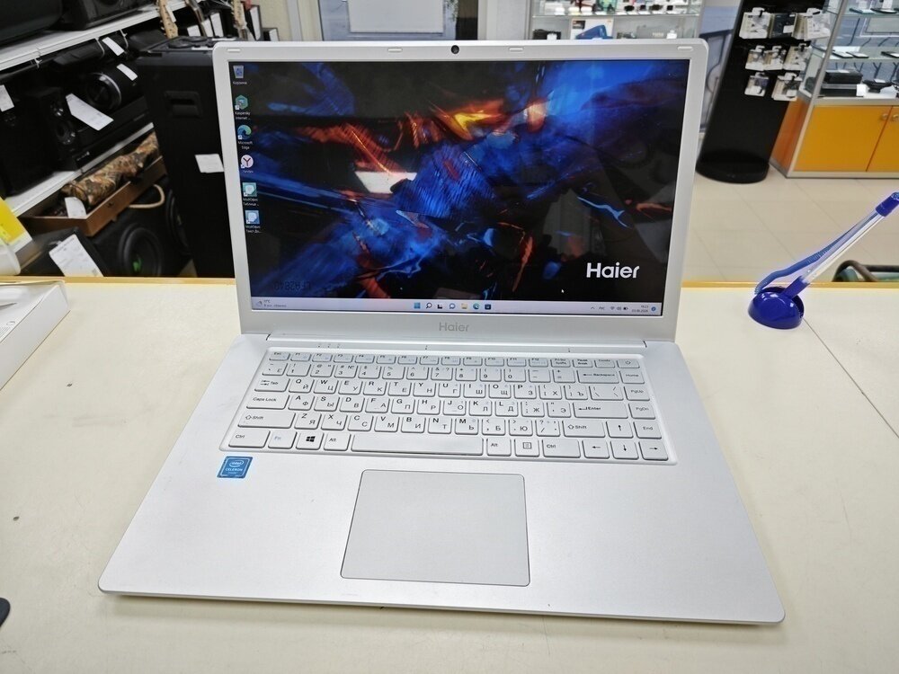 Ноутбук Haier Ноутбук 15.6" Haier U1520EM Celeron N4020/4GB/64GB SSD/Win10 Серебристый