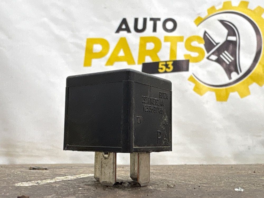 Реле Ford Focus 3 2S7T14B192AA 4 контакта 12V Б/У с пробегом