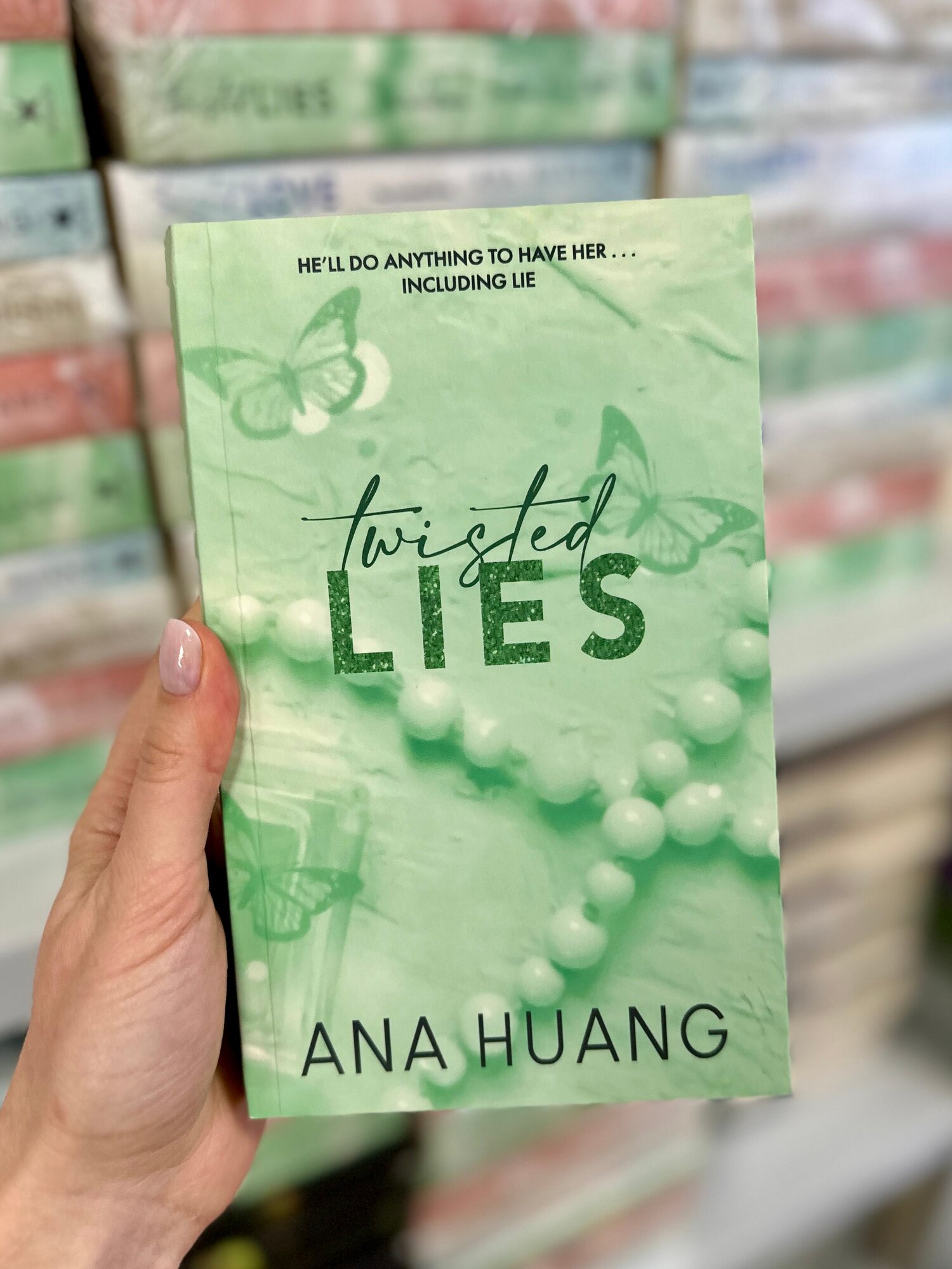 Twisted lies Ana Huang / Разрушительная ложь Ана Хуан