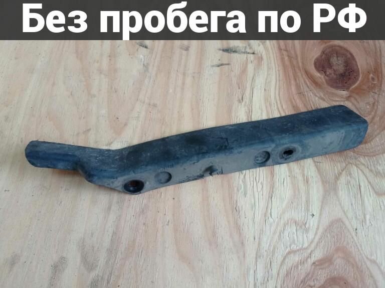 Брызговик Toyota Wish ZGE20 FR