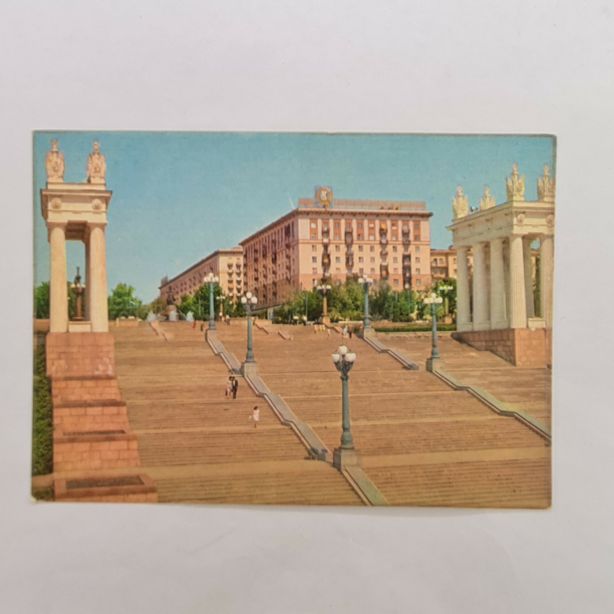 Открытка советская СССР. Волгоград, лестница на Центральной набережной, городская архитектура, винта