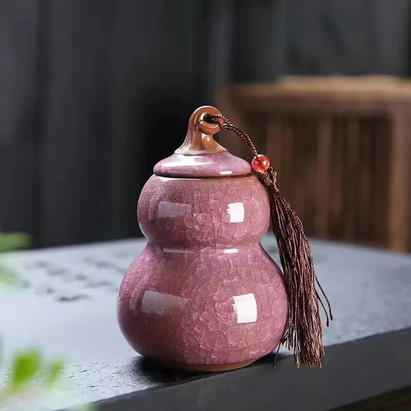 Керамическая банка для сыпучих продуктов 250 мл с темно-розовой крышкой, Китай