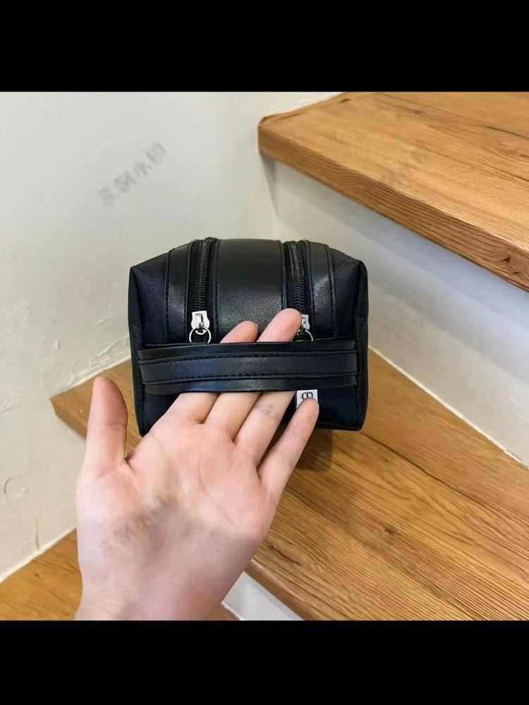 Dior Косметичка — фото 1