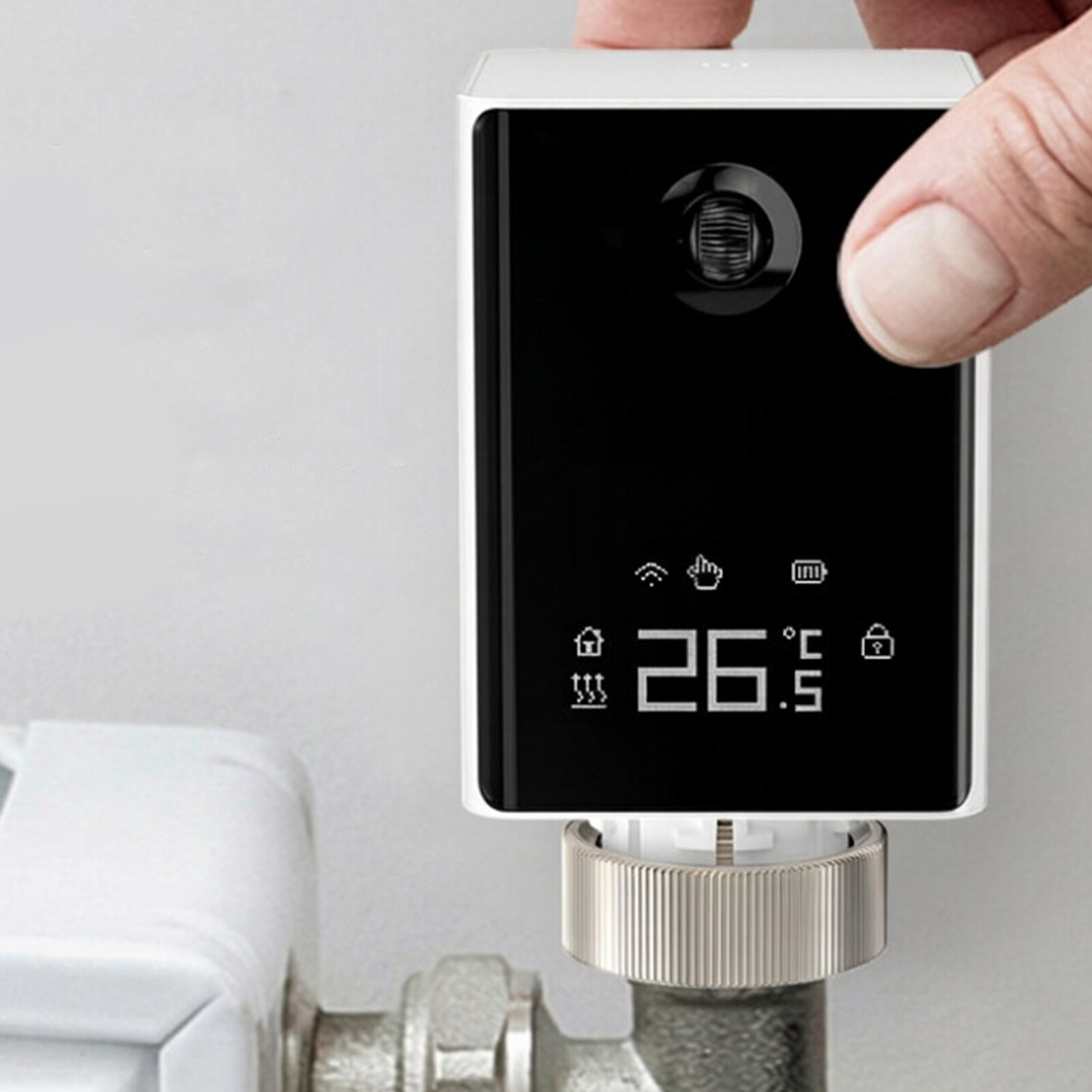 Термостатический клапан радиатора TRV60 с управлением через приложение Tuya ZigBee и недельным программированием