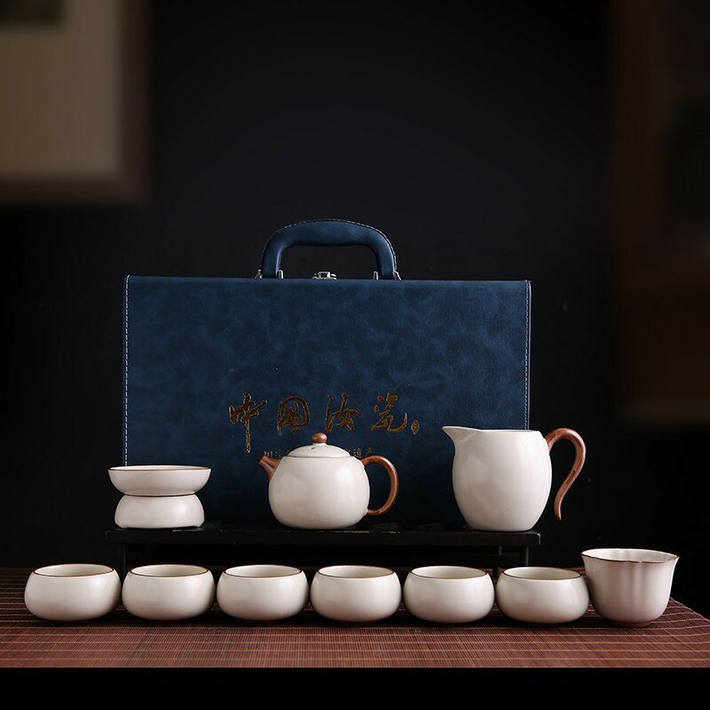 Чайный сервиз Ru Kiln Kung Fu — отличный подарок для корпоративных мероприятий, клиентов, в качестве бонуса для сотрудников, на ежегодных собраниях компании и в качестве деловой сувенирной продукции