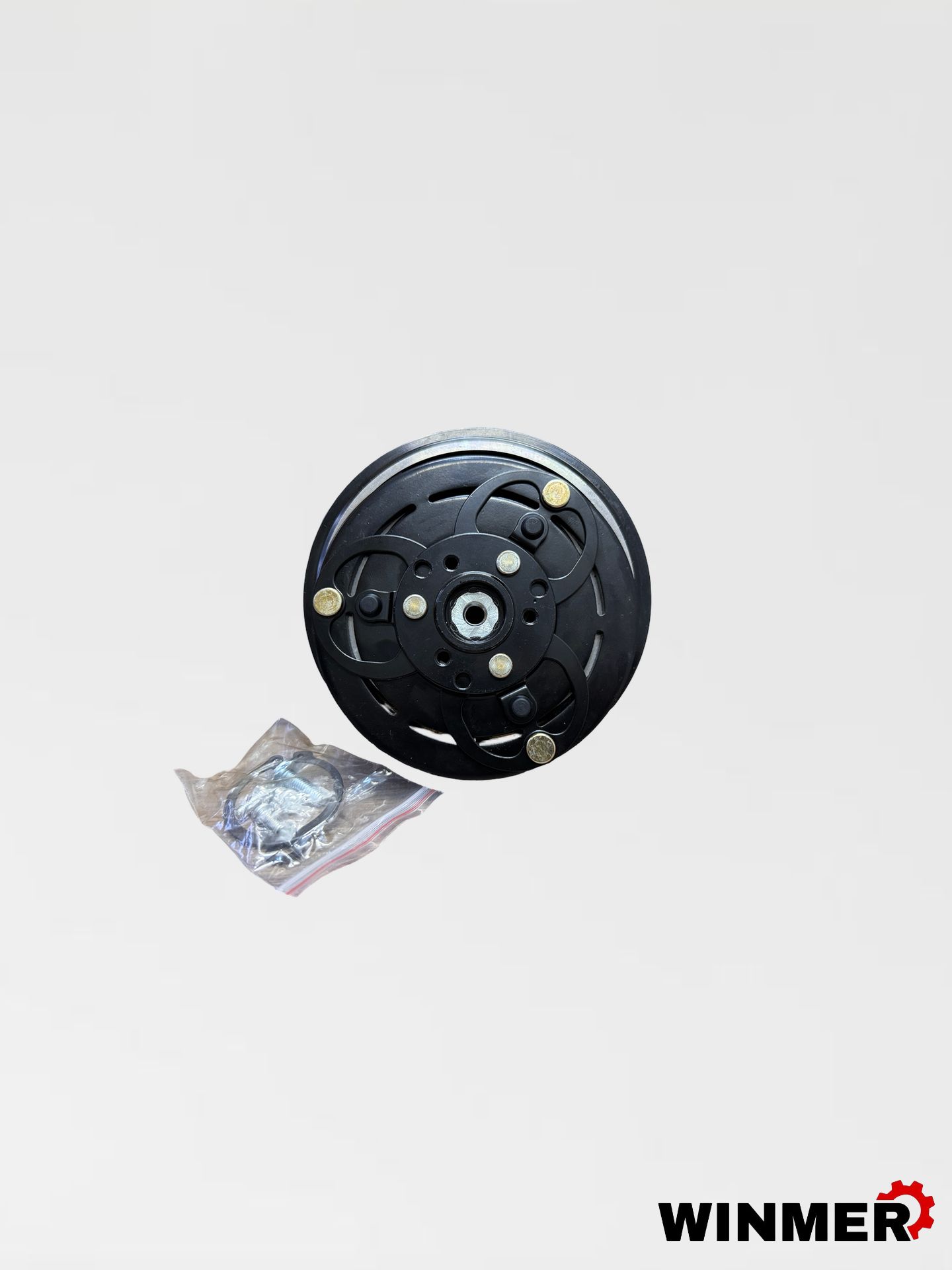 Муфта компрессора кондиционера Volvo S60 I (00-10), S80 I (TS, XY 99-08), V70 II (SW 99-08), XC90 I (02-14)