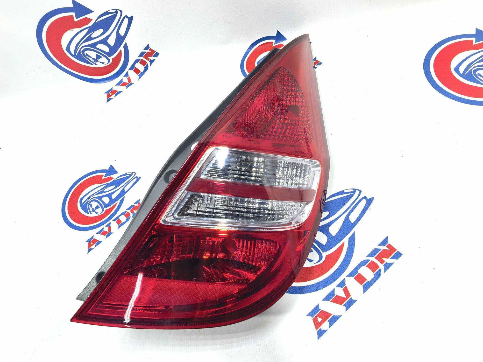 Фонарь правый HYUNDAI I30 07-12