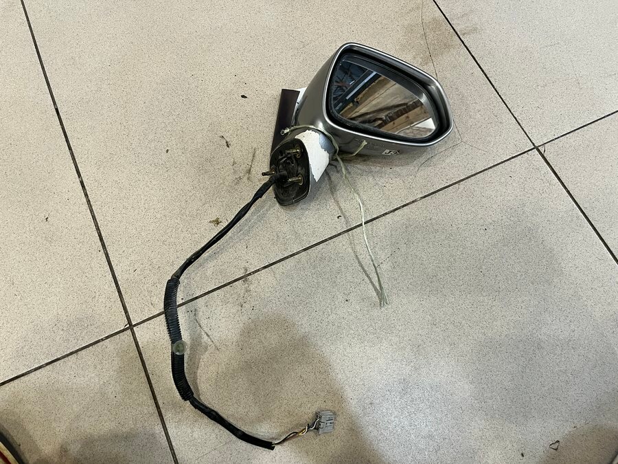 Зеркало правое от Honda Fit 2001-2008