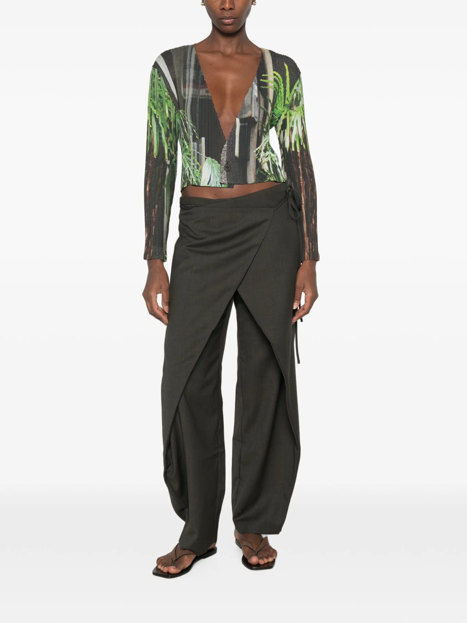 Куртка ISSEY MIYAKE Plissé-effect palm-print jacket, размер 2, зеленый — фото 1