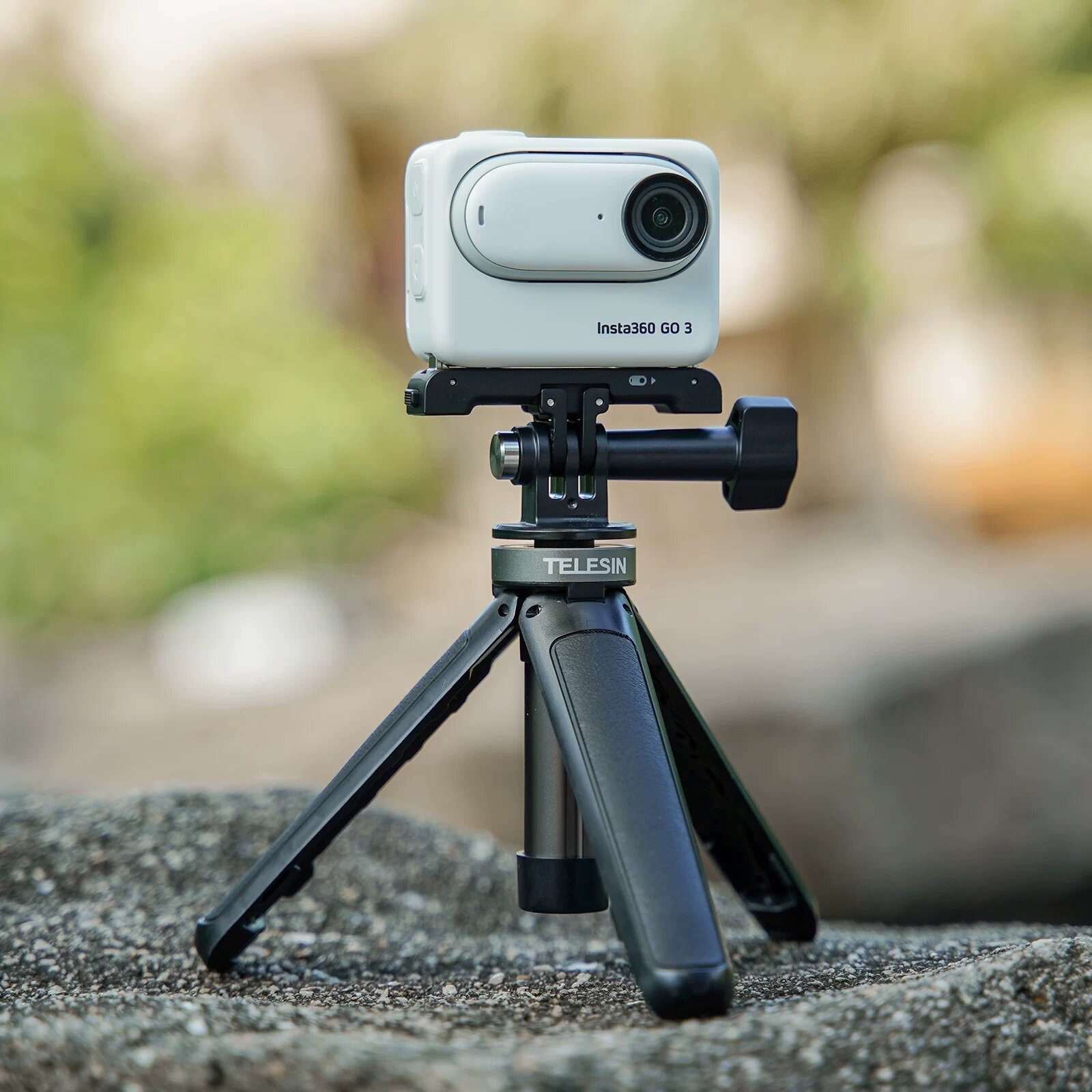 Мини-штатив 2.0 с магнитным креплением Ami GO3 для камеры Insta360 GO3/GO3S, все-в-одном комплекте