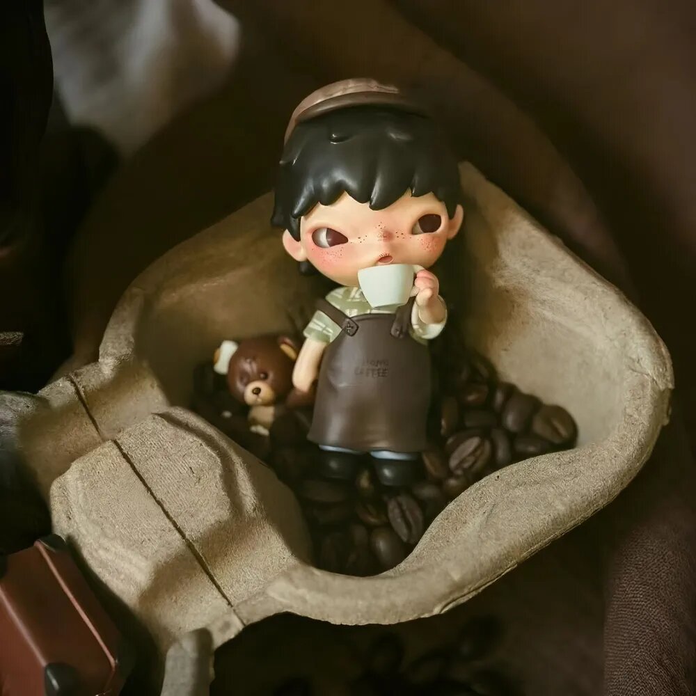Коллекционная фигурка Hirono
