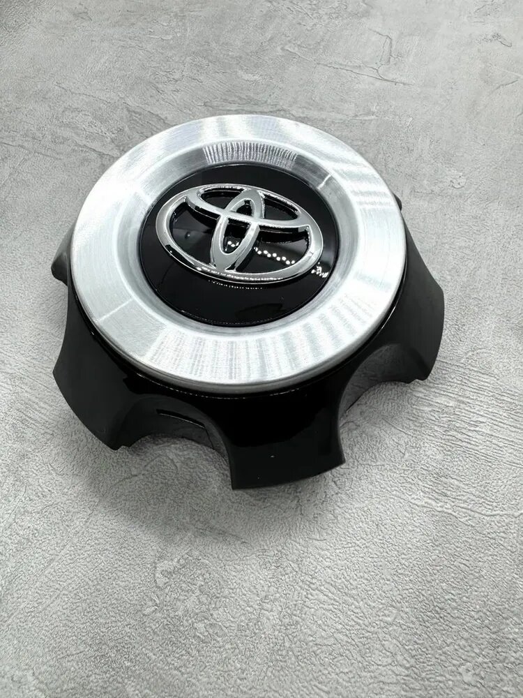 Колпачок заглушка на литые диски для Toyota Prado 150 1 шт