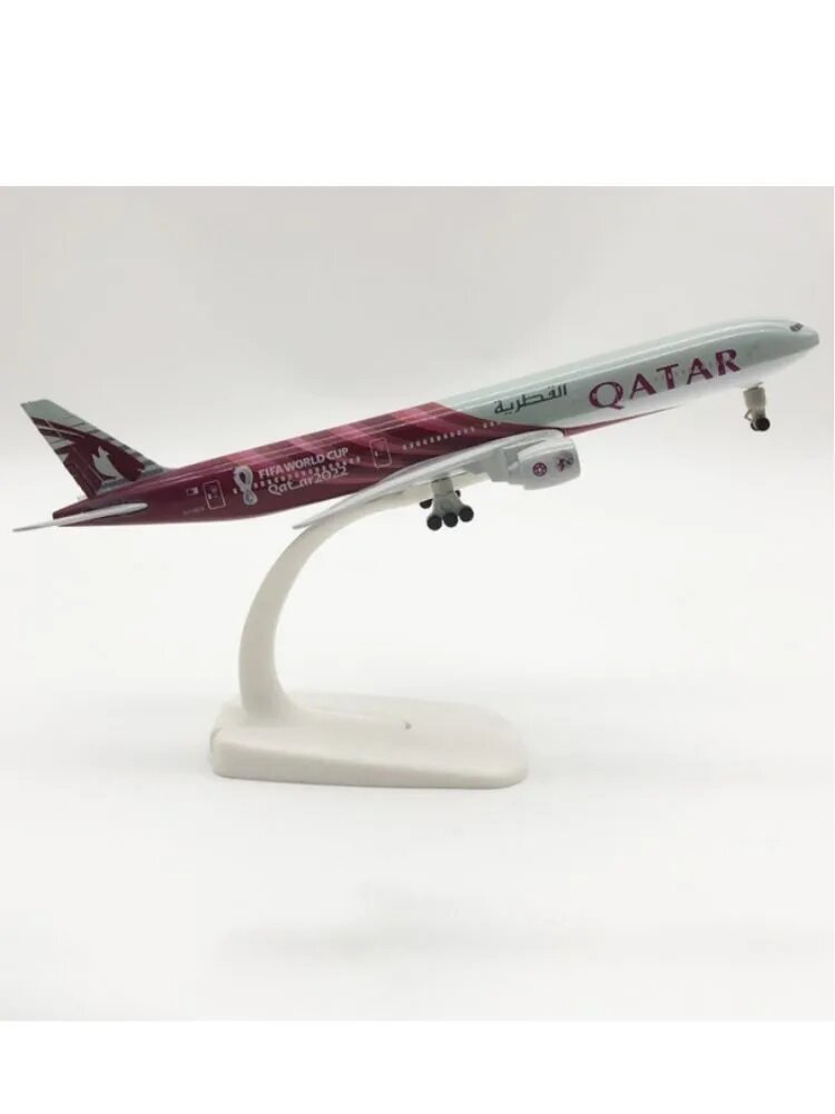 Модель самолета катар эйрвейс Qatar B777 20 см