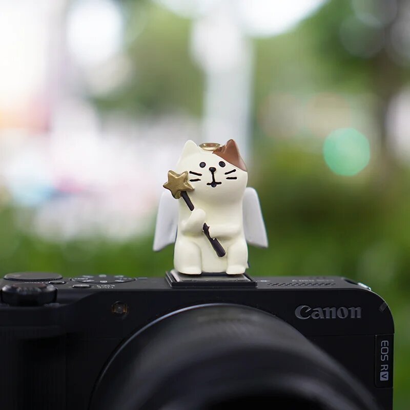 Фигурка ангел котик на камеру Canon EOS R5, Style 21