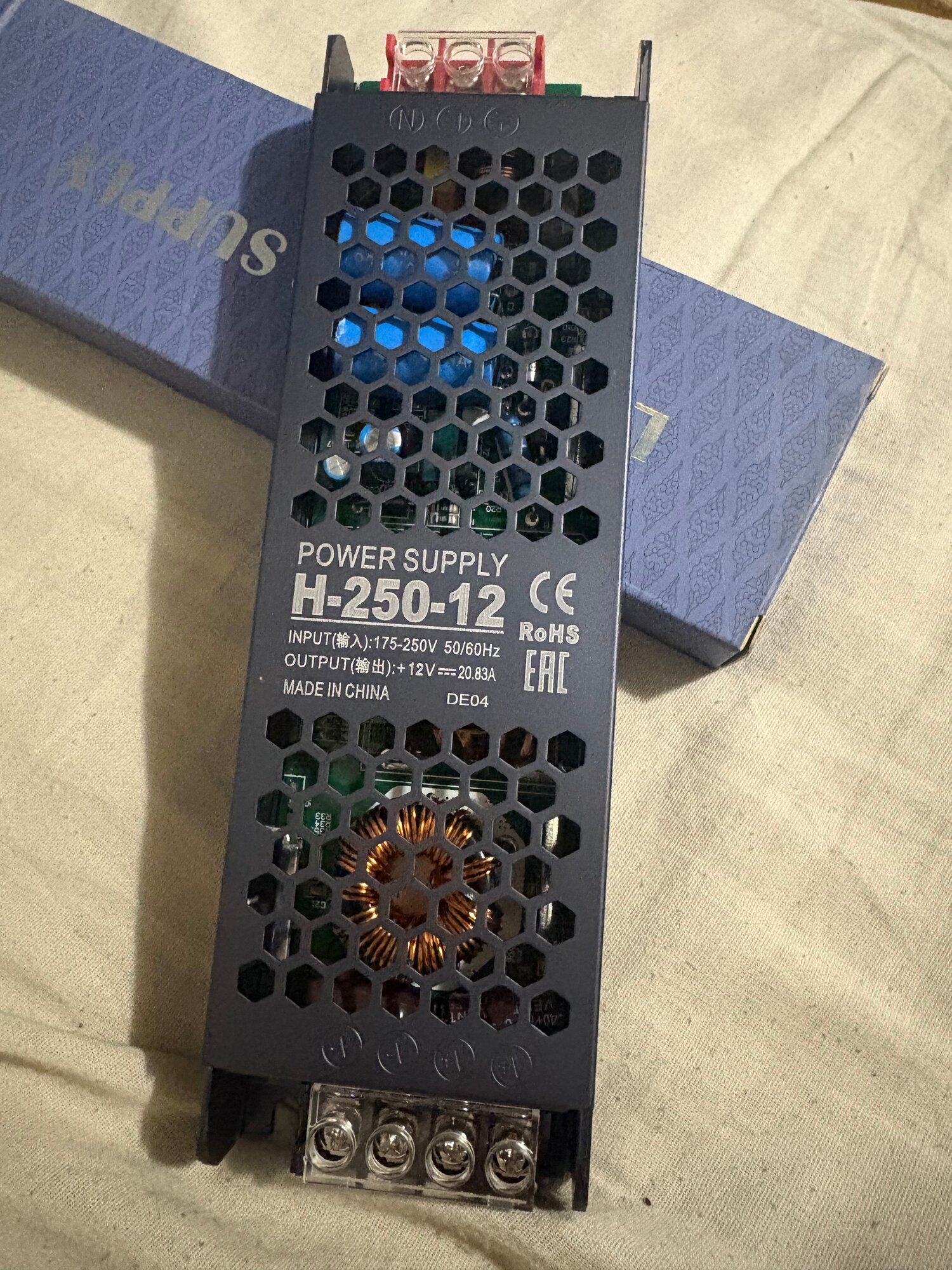 Блок питания DIAMOND LED SLIM-12V-3Y-250W-IP20-HH