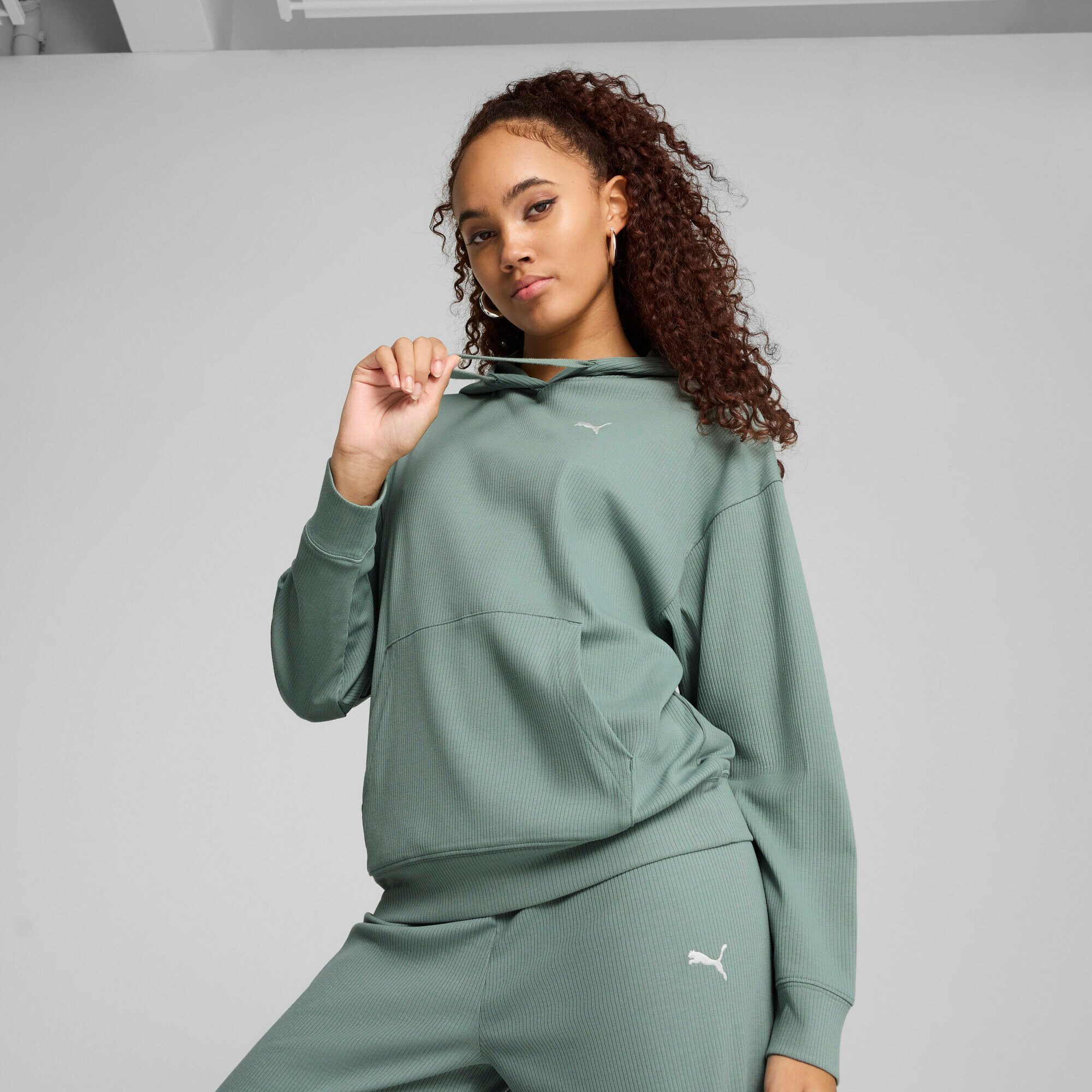 Худи ESS ELEVATED Comfort Hoodie