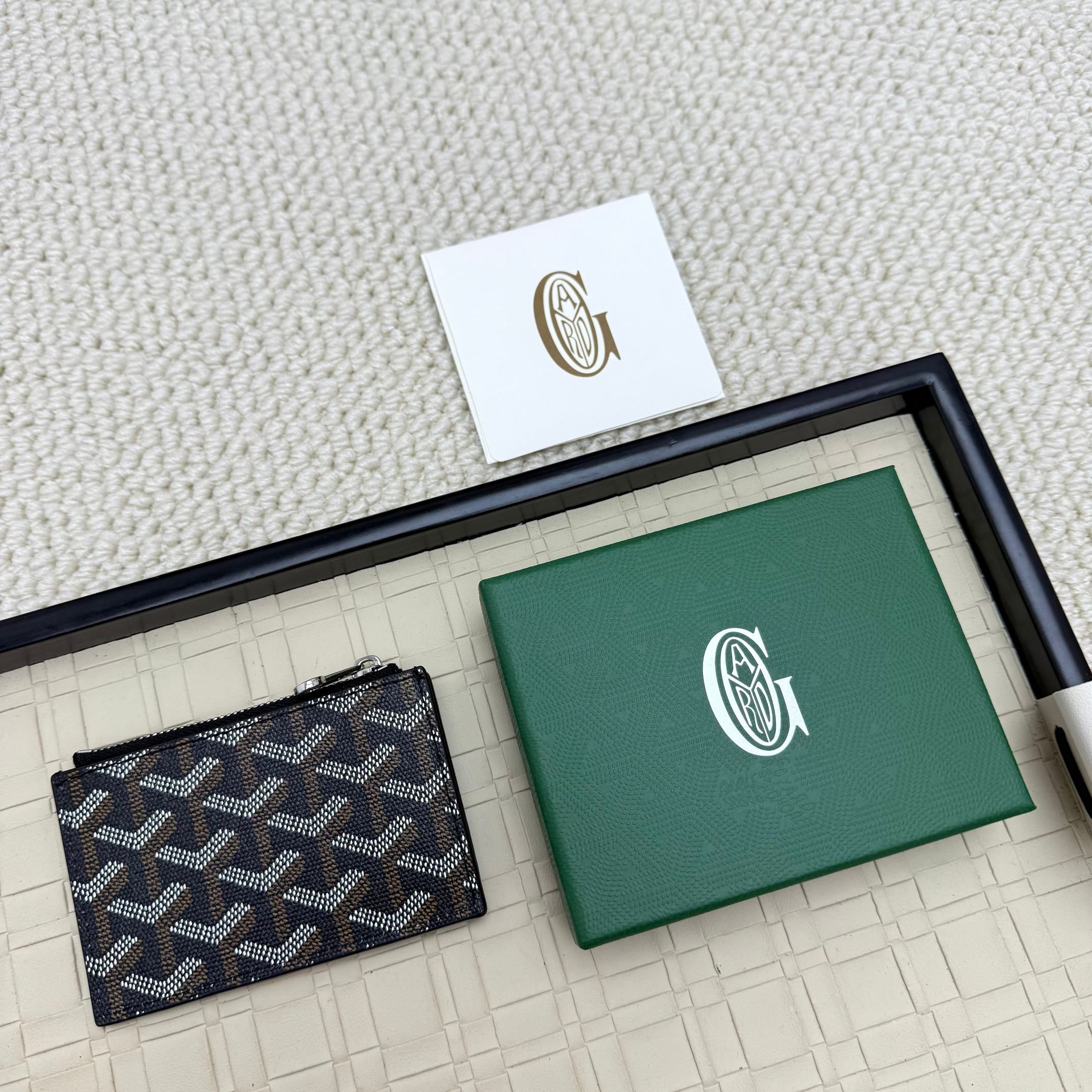 Картхолдер Goyard