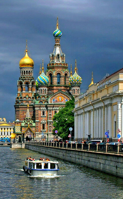 Картина по номерам "Замок/Санкт-Петербург, Россия/Кафедральный собор Пресвятой Богородицы"Картина маслом своими руками для домашнего декора стен, 40x50 см, без рамки замок санкт-петербург кафедральный собор