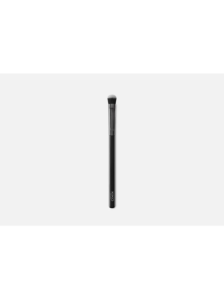 KIKO Milano Eyes 58 blending brush Кисть для области вокруг глаз с эффектом однородности теней 1шт