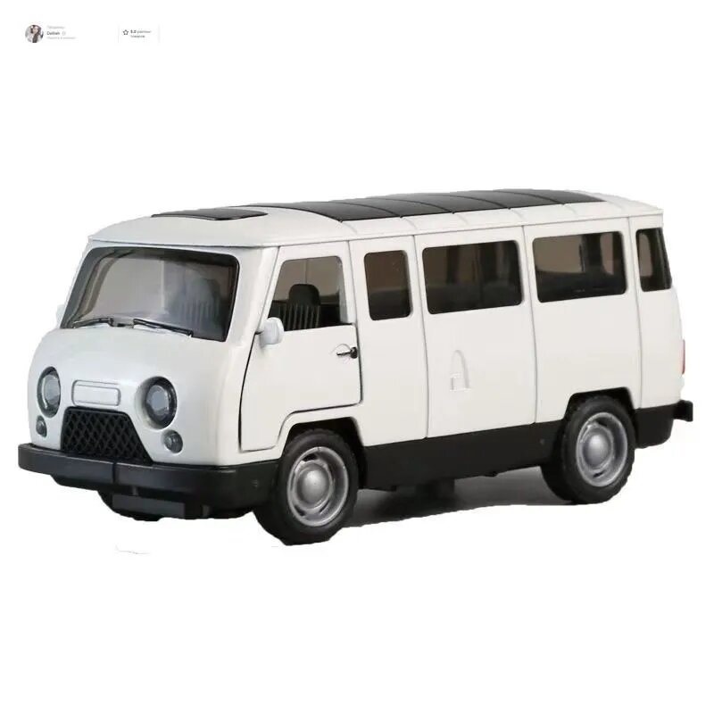 Игрушечная машинка — фото 1