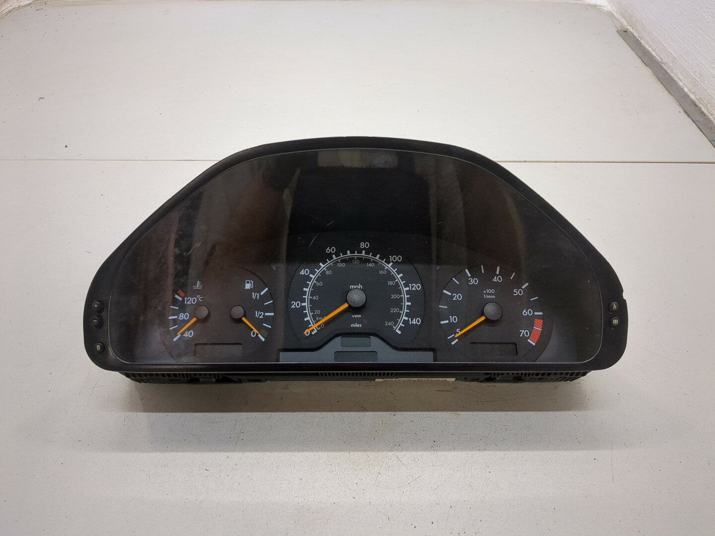 Приборная панель Mercedes C W202 Б/У