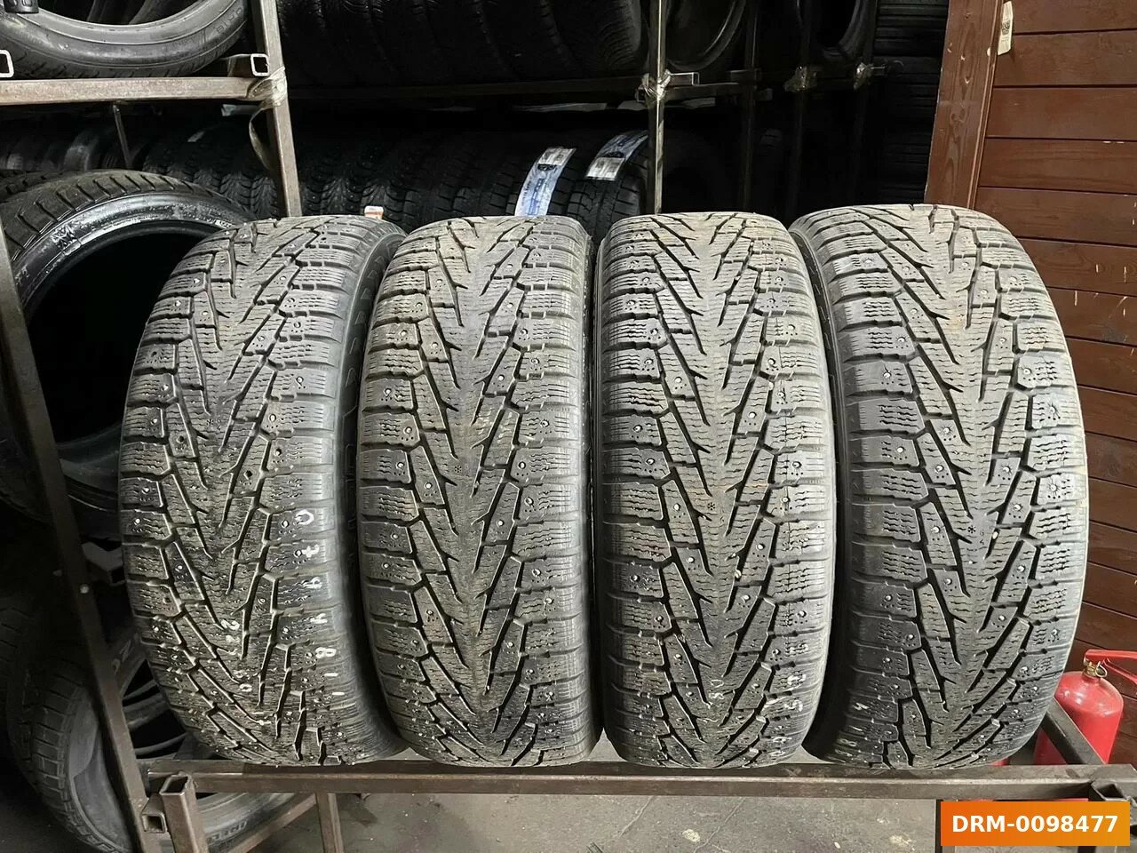 Комплект (4 шт) зимних БУ шин Nokian Tyres Hakkapeliitta 7 SUV 225/65 R17 50% износ 8316306724