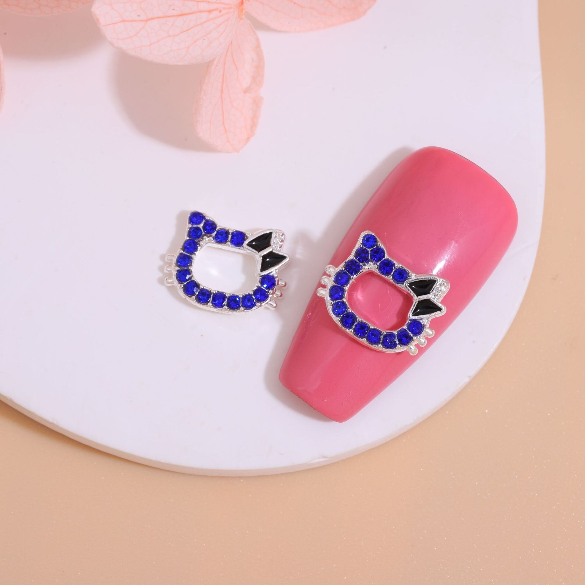 Hello Kitty белая основа темно-синие наклейки для ногтей из сплава с кристаллами, милый кот