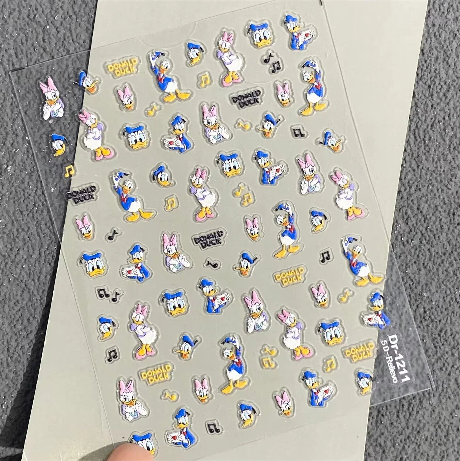 Набор наклеек MINISO Дейзи Дональд Дак B-1211