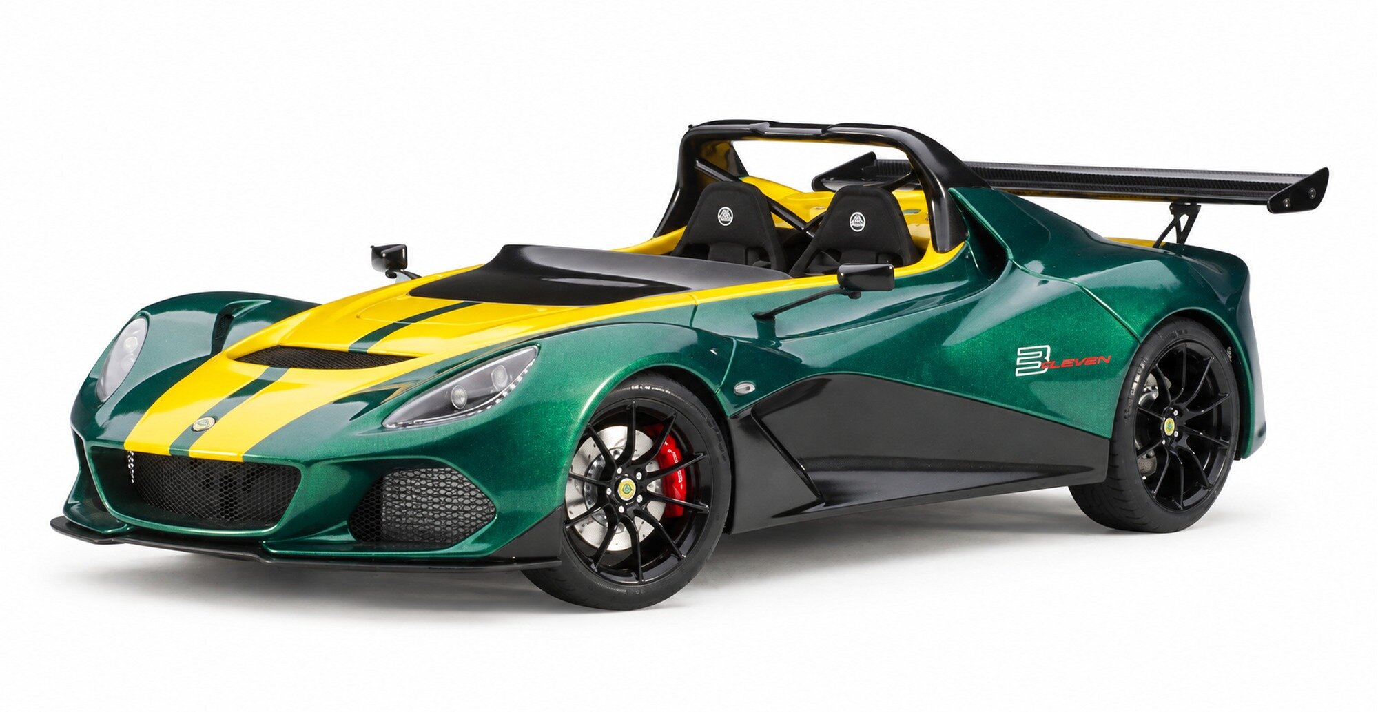 Модель коллекционная AUTOART Lotus 3-ELEVEN 2016 green/yellow accents