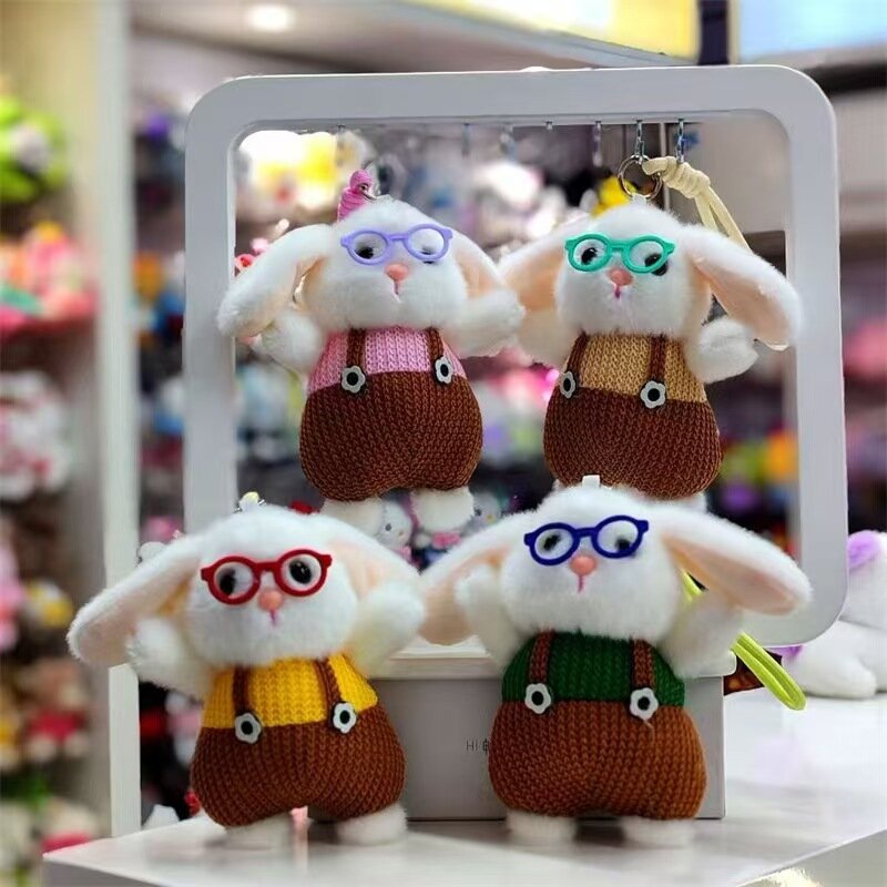 Мягкая игрушка Кролик на брелок, подвеска на сумку, кукла для автомата, плюш в комбинезоне и очках, подарок - 1 шт