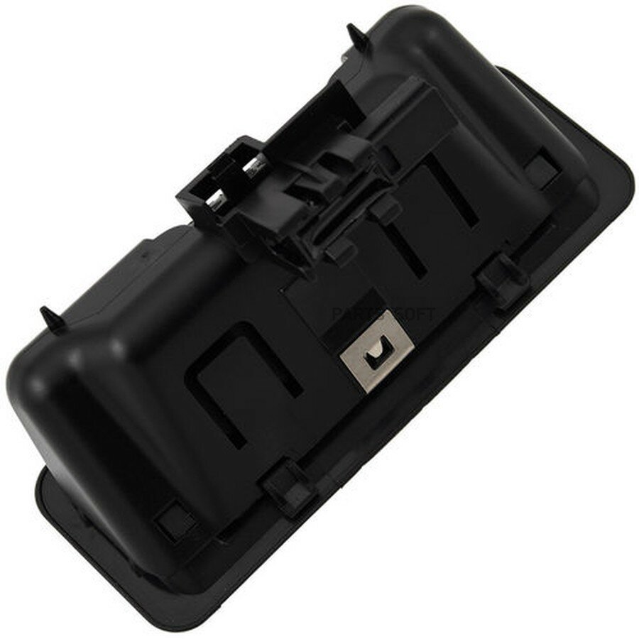 Кнопка открывания багажника BMW 1 E88, E82, 3 E93, E92, E90, E91, 5 E60, E61, X1 E84, X5 II E70, X6_ZIKMAR ZIKMAR Z59999R | цена за 1 шт
