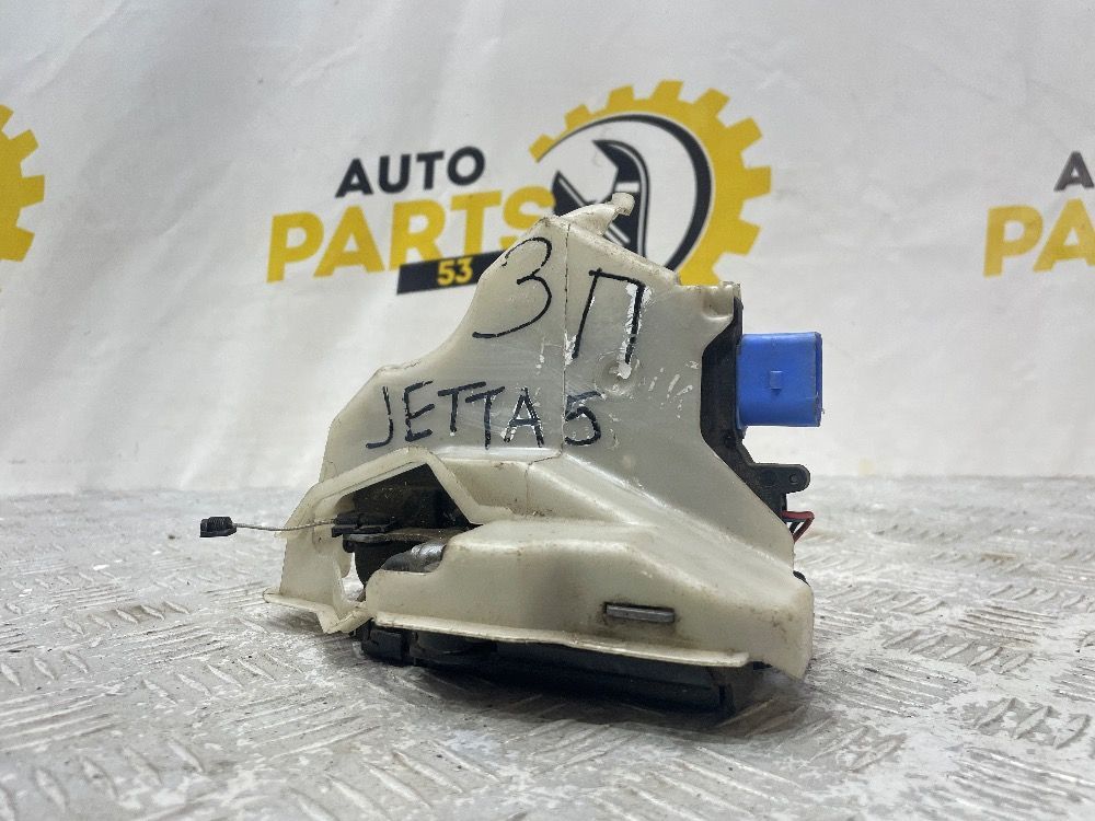 Замок двери зад. правой , Jetta 5 Б/У с пробегом