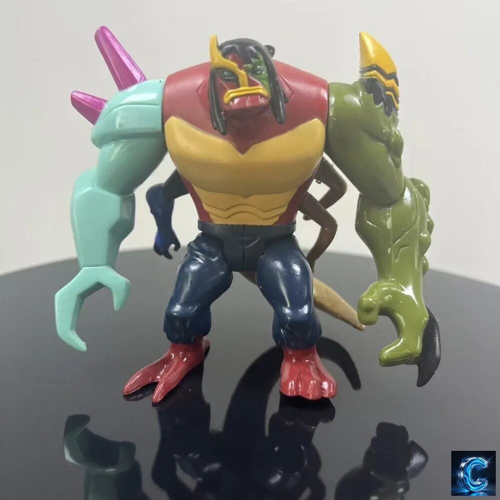 Фигурка Бен 10 (BEN 10) пластиковая, многоразличная расцветка