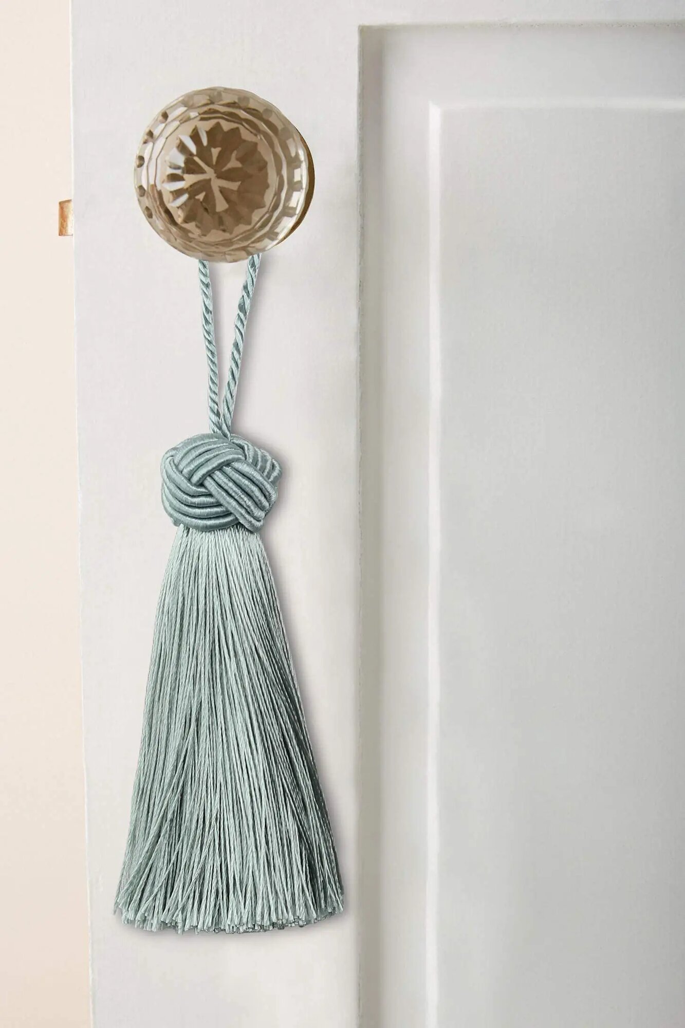 Кисточка декоративная Light blue