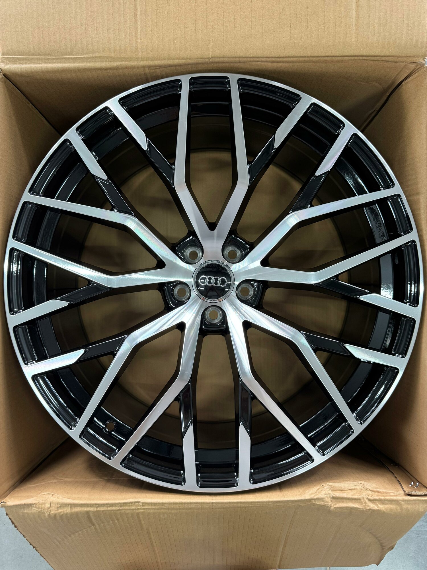 Литые диски Volkswagen 9.5×R22 5×112