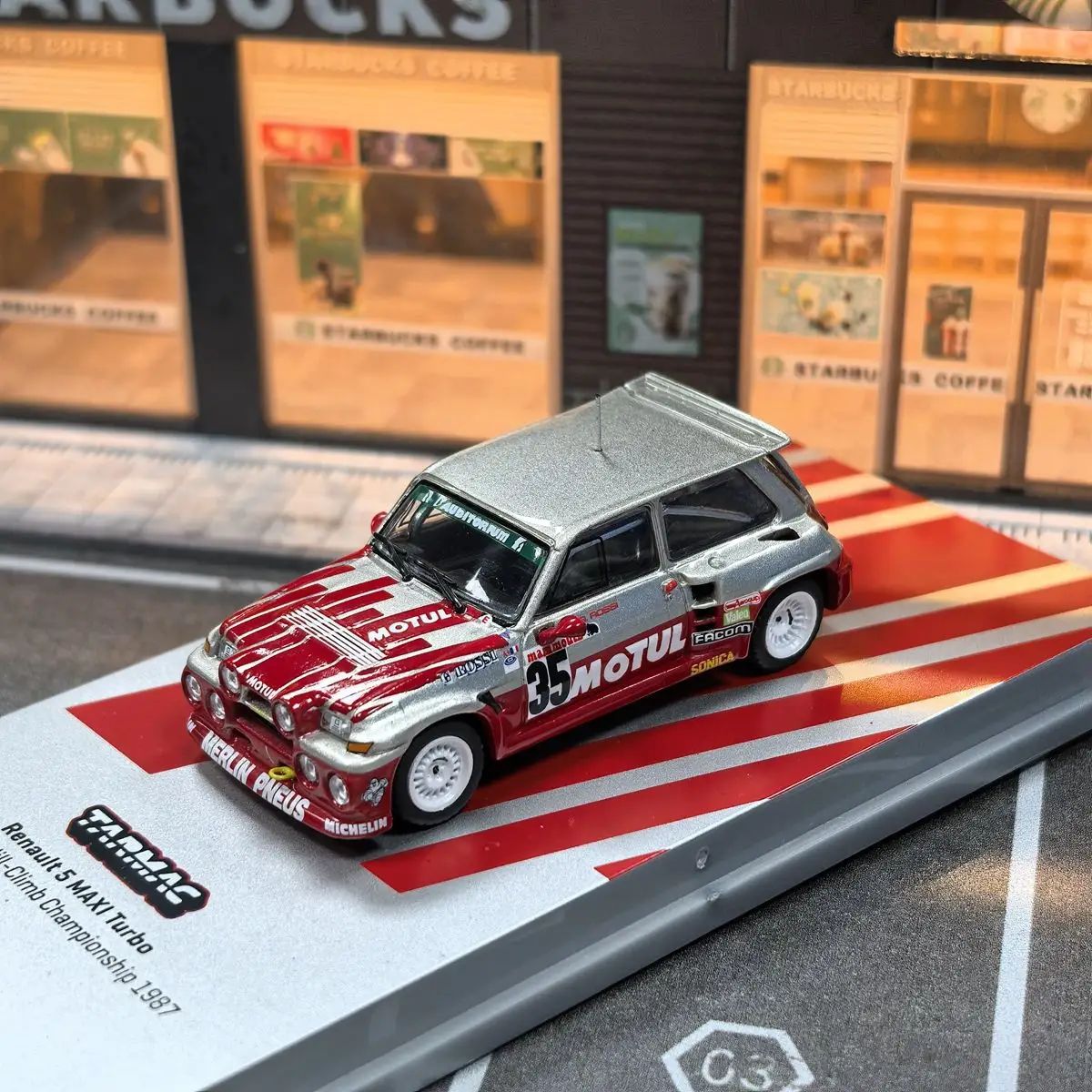 Коллекционная Машинка Tarmac Works TW 1:64 Renault 5 MAXI Turbo #35 European Hill Climb Championship 1987 Alloy Diecast Model Ornaments Collection