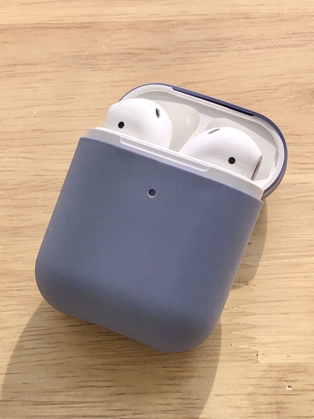 Чехол для AirPods Premium soft touch /AirPods 2 / чехол на Аирподс ; Чехол для наушников Аирподс; чехол для наушников Аирподс 2; кейс для Аирподс