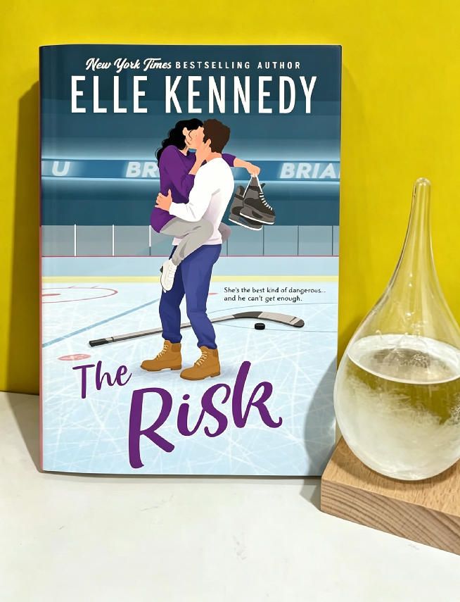 Книга The Risk / Elle Kennedy / Молодёжный роман, хоккейная серия Briar U, английский язык
