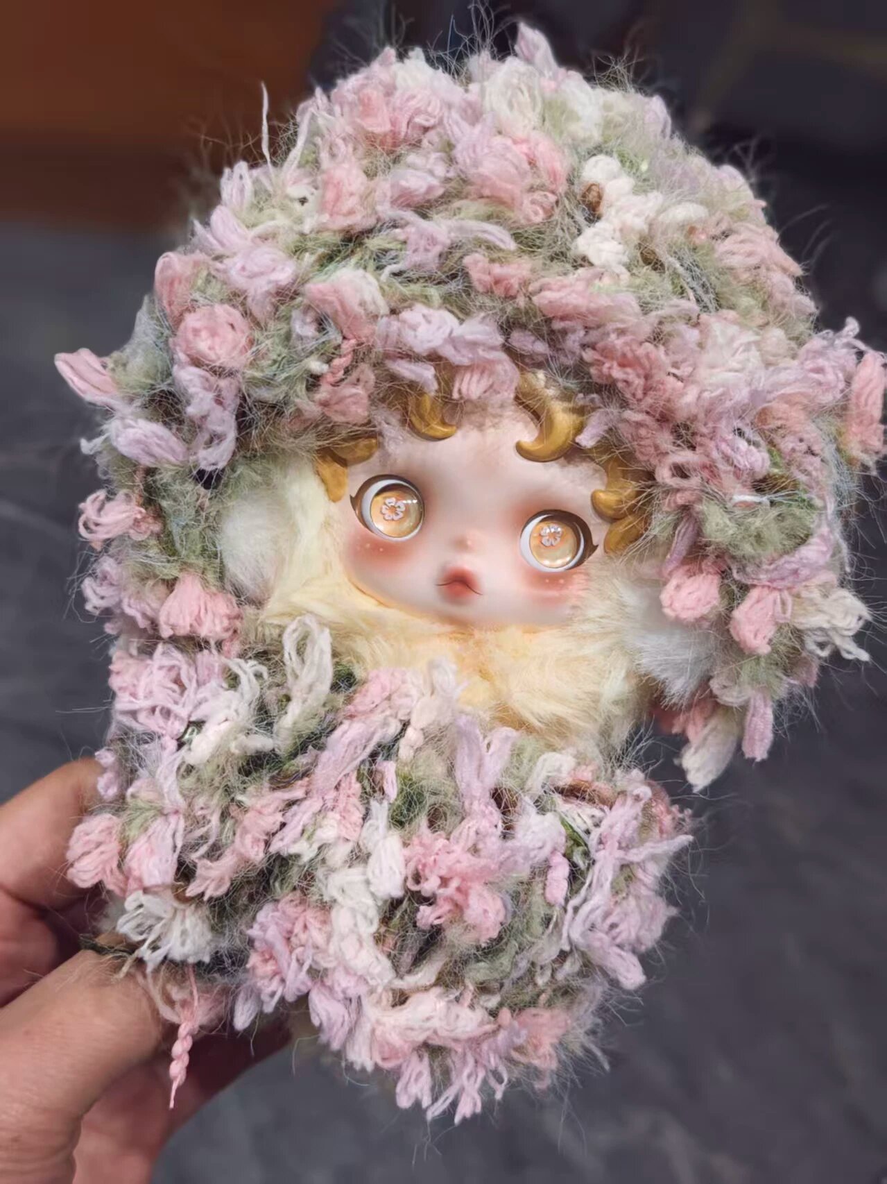 Pop Mart Skullpanda Chao Hui Series Фиолетовая цветочная кофта для куклы с ободком и юбкой - эксклюзивный коллекционный