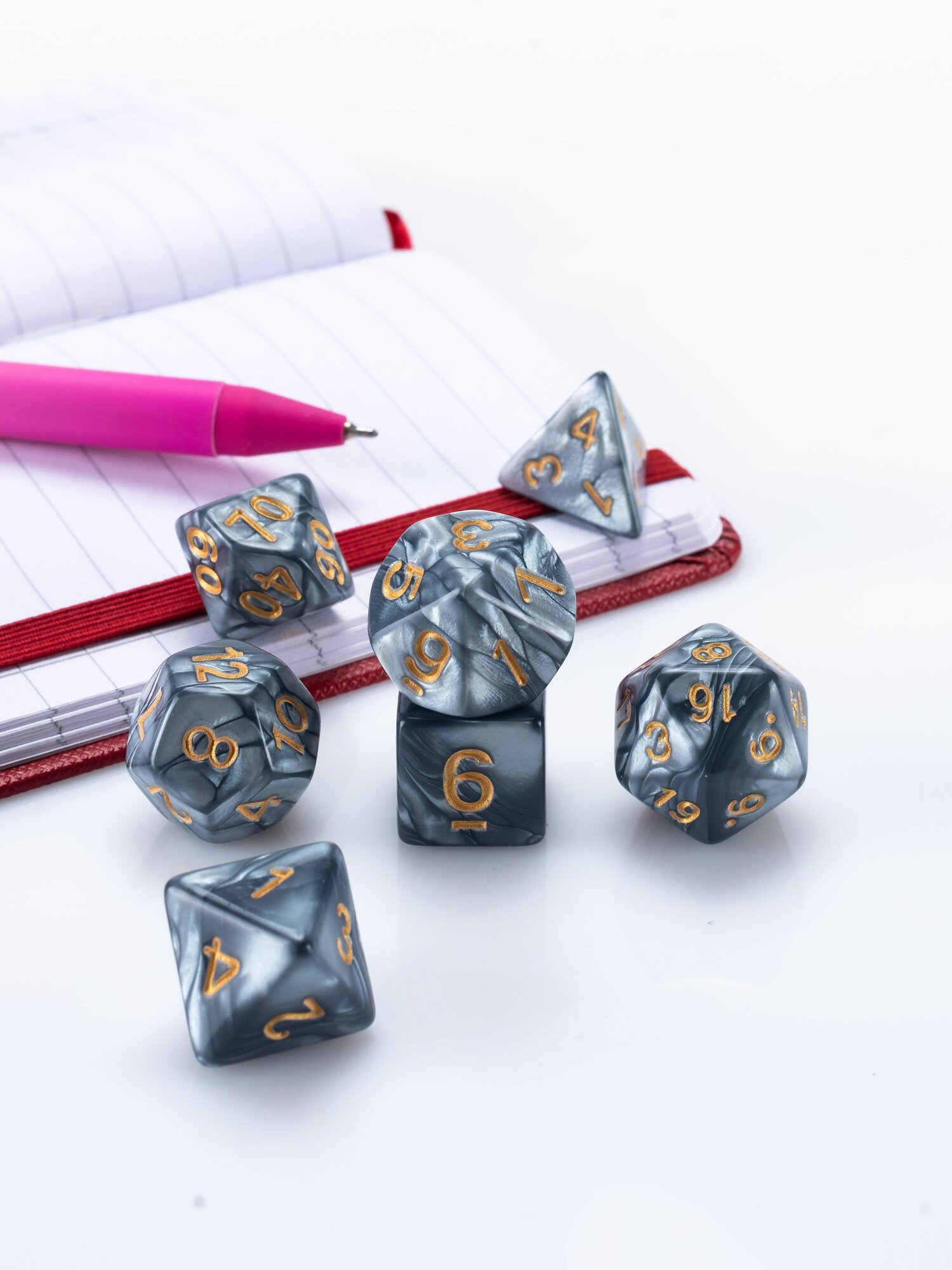 Кости игральные для Dungeons & Dragons, кубики для DnD и настольных ролевых игр (дайсы ДнД) 7 шт.