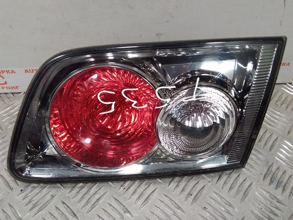 Фонарь крышки багажника правый / 573780 226-61974 GJ5A513F0B для Mazda 6 GG (с пробегом)