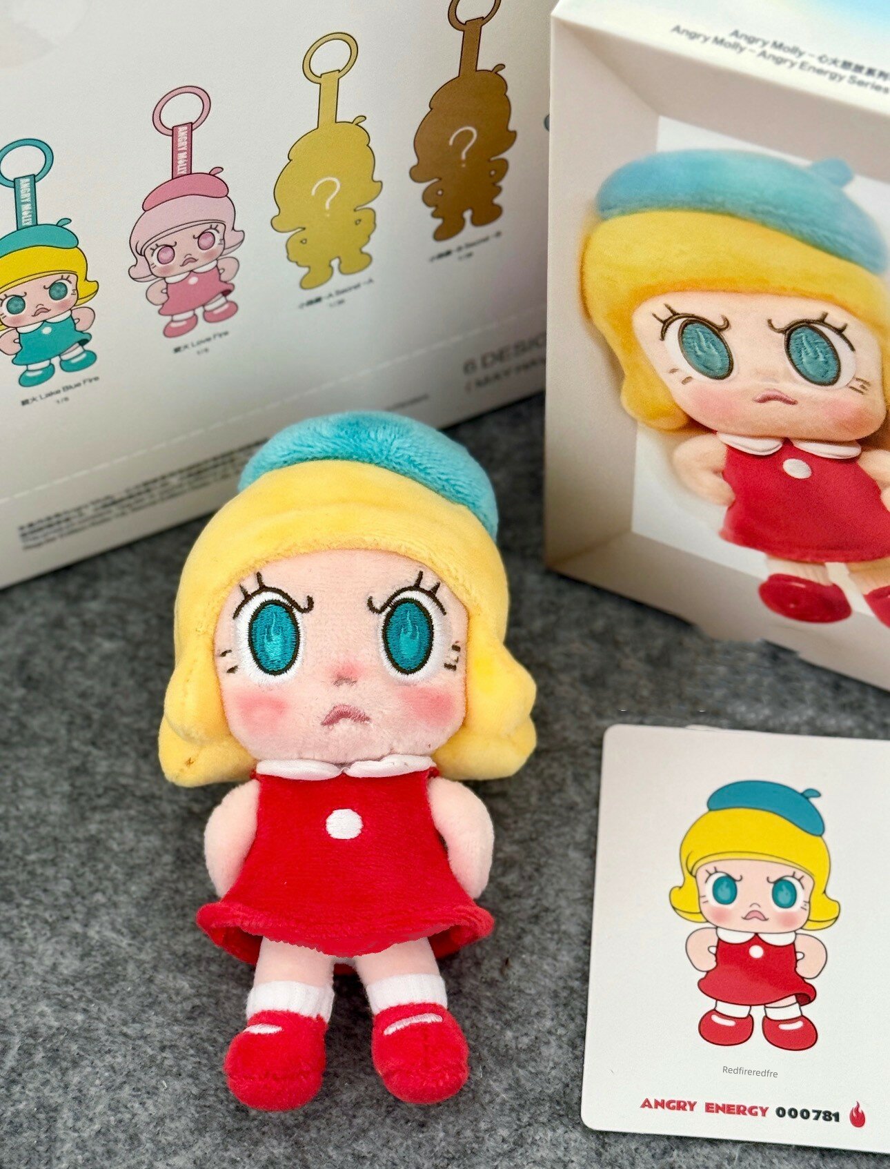 Angry Molly Heartfire Collection Crimsonfire Плюшевый брелок в слепом пакете - Новый неоткрытый