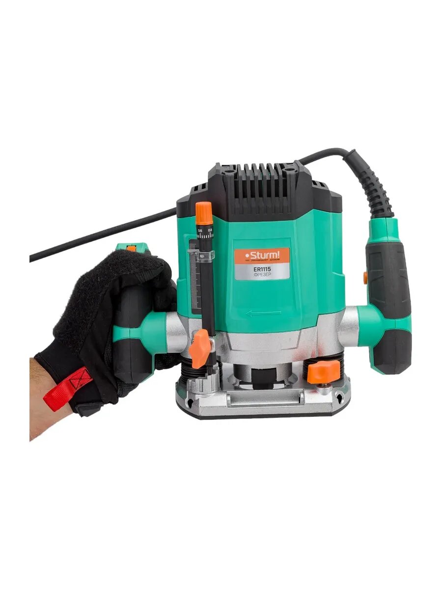 Фрезер Makita RT0702CX2