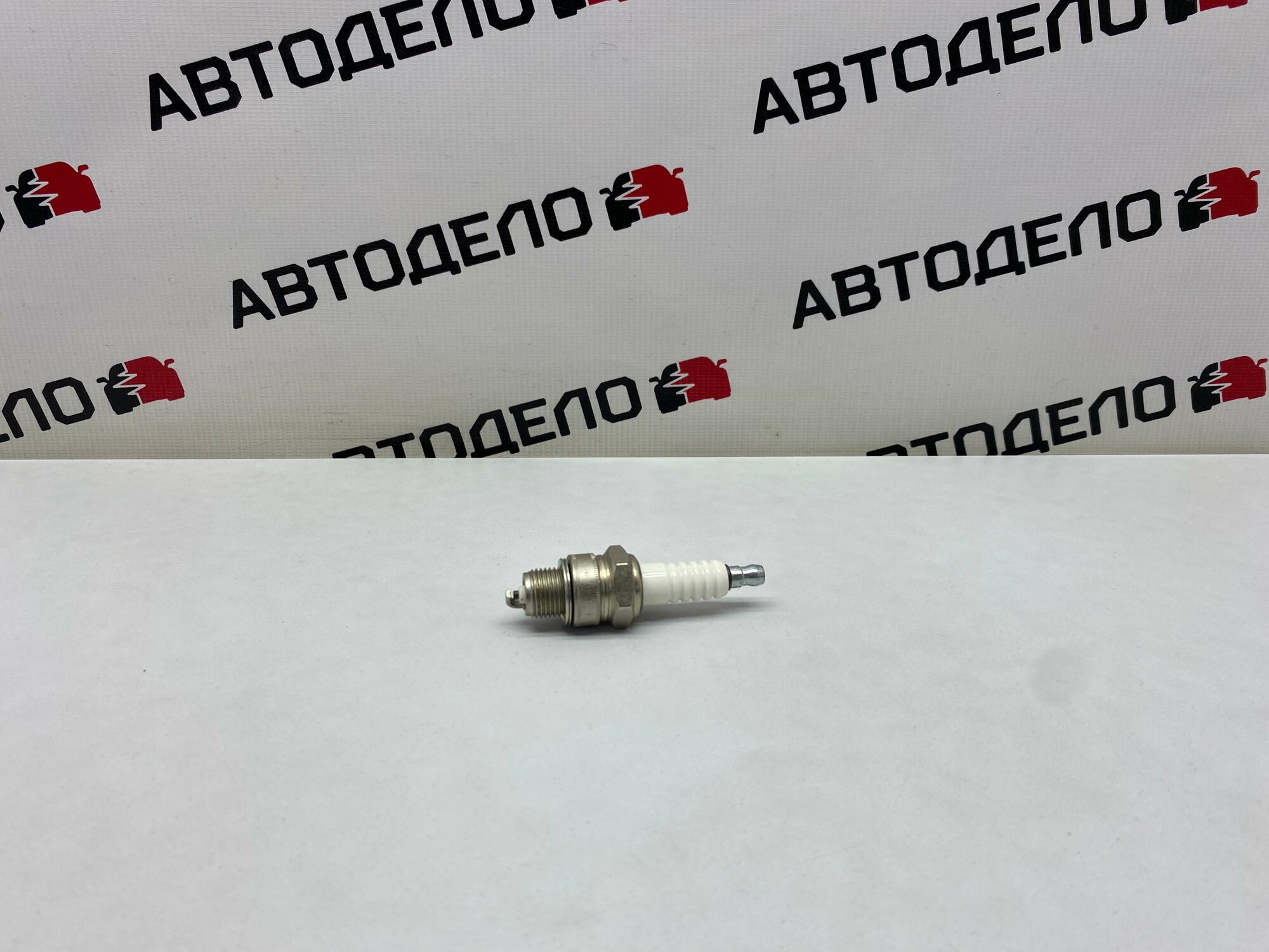 Свеча зажигания Denso W20FPU Opel Corsa 82-93