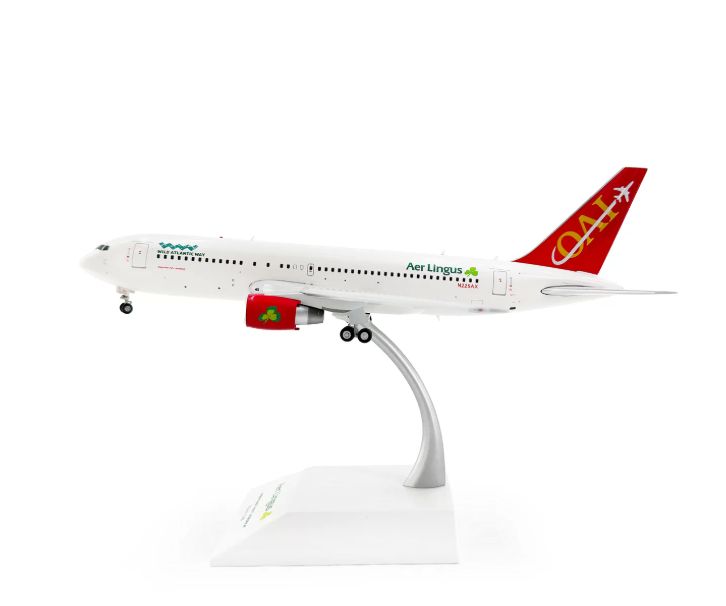 Готовая металлическая модель Boeing 767-200ER авиакомпании Aer Lingus, ливрея Wild Atlantic Way, регистрационный номер N225AX, масштаб 1:200, JC Wings XX2370