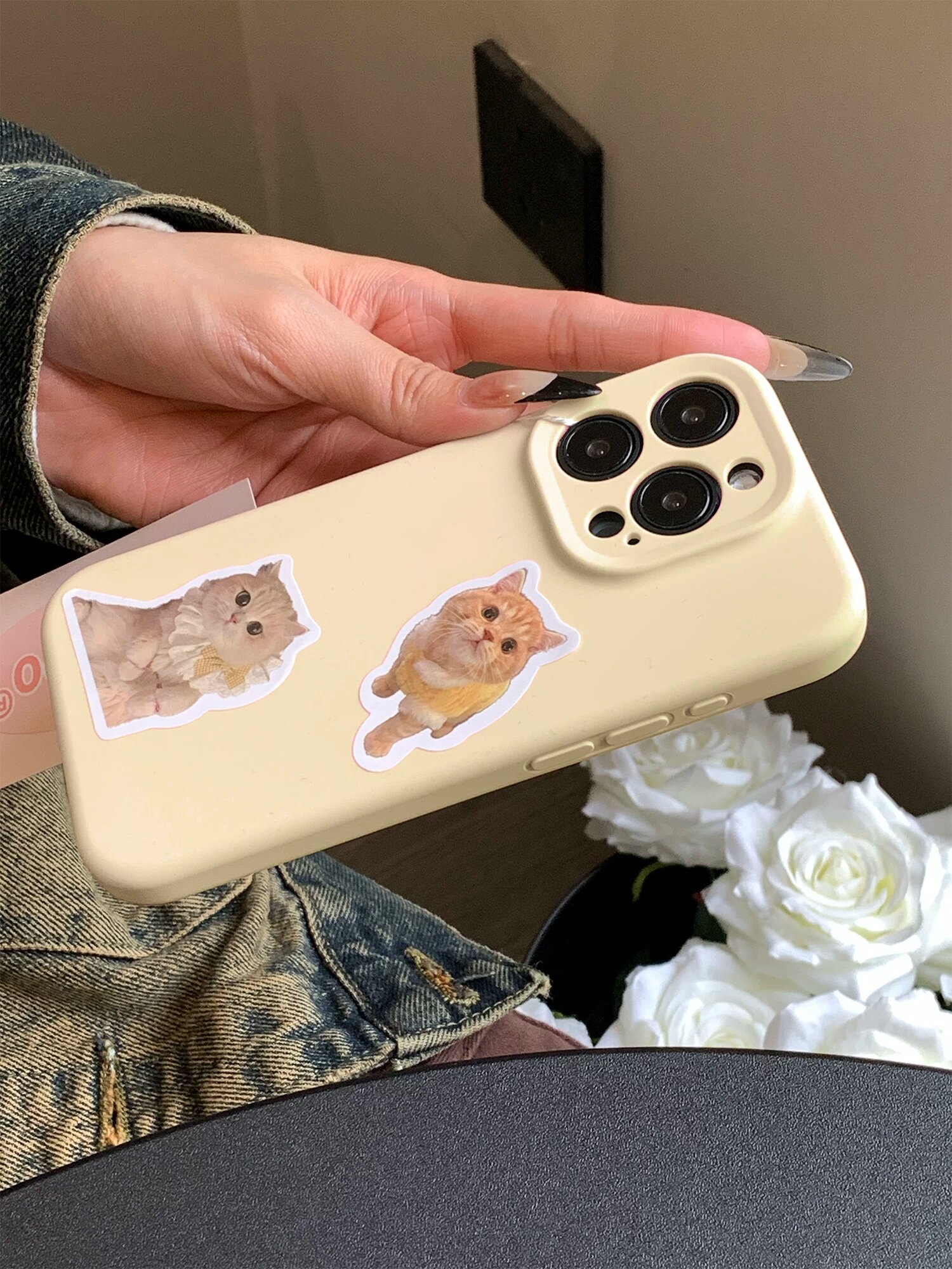 Жидкий силиконовый чехол для iPhone 14, цвет молочного желтого, точные вырезы, минималистичный дизайн, ударопрочный