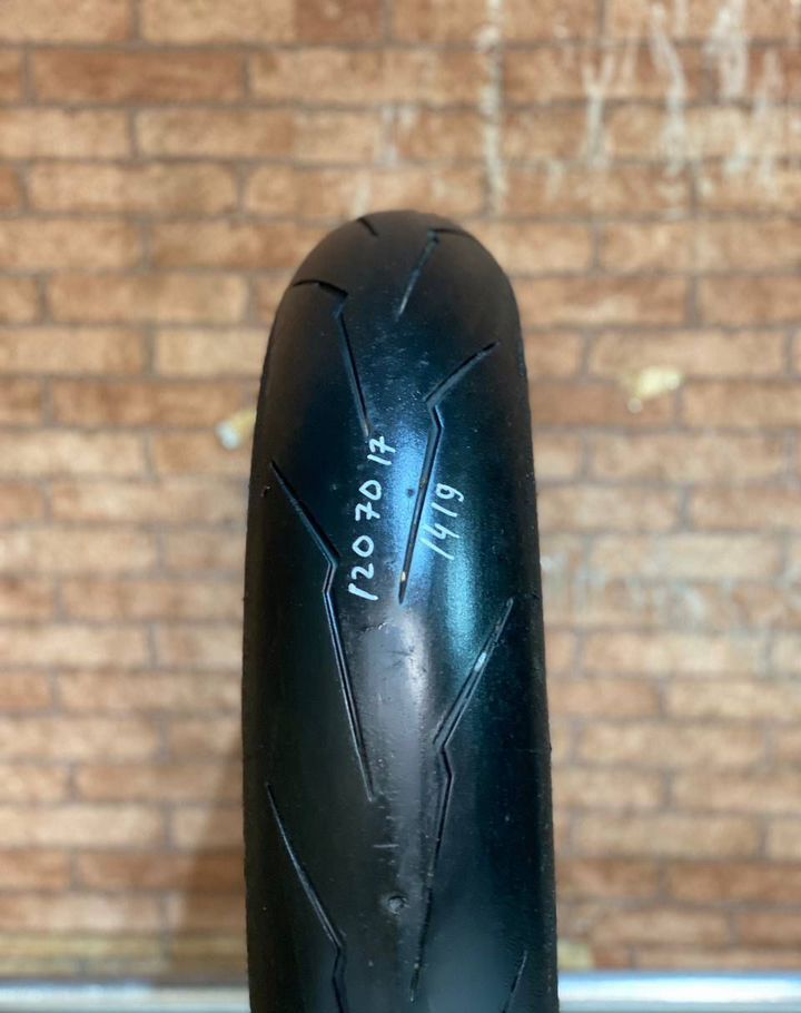 120/70 R17 Pirelli Diablo Supercorsa SC No1419